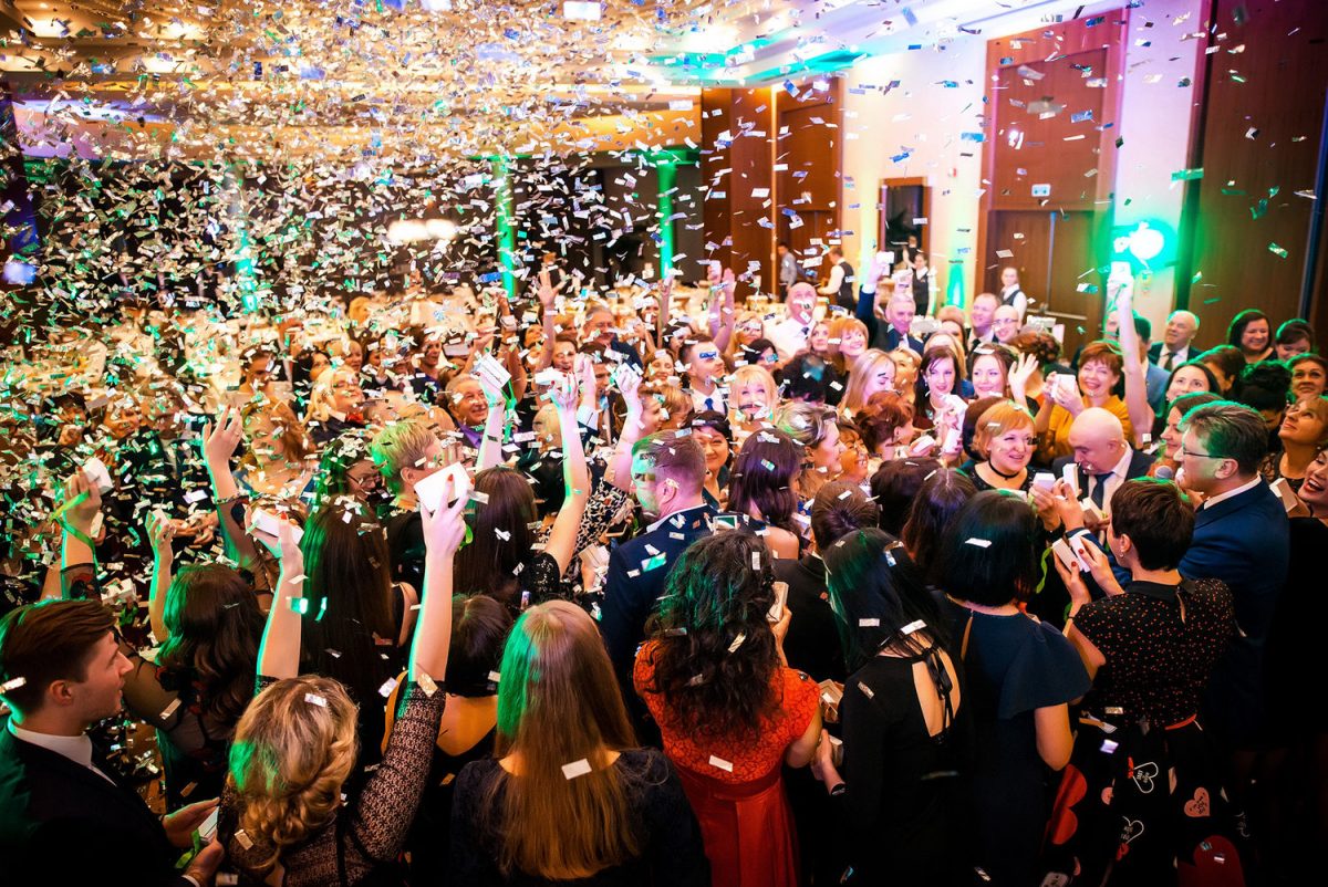 Кавадарчани овој викенд (виц) | Мотика