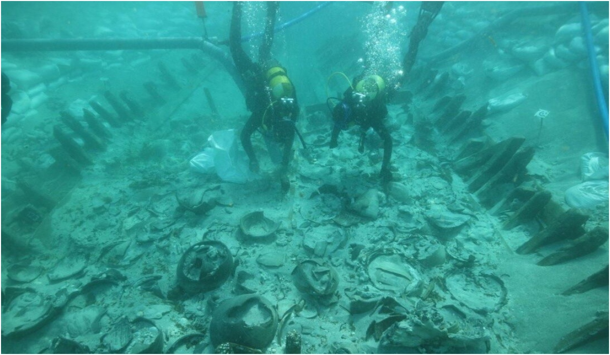 Римски брод стар 1700 години откриен само 2 метри под морето пред ...
